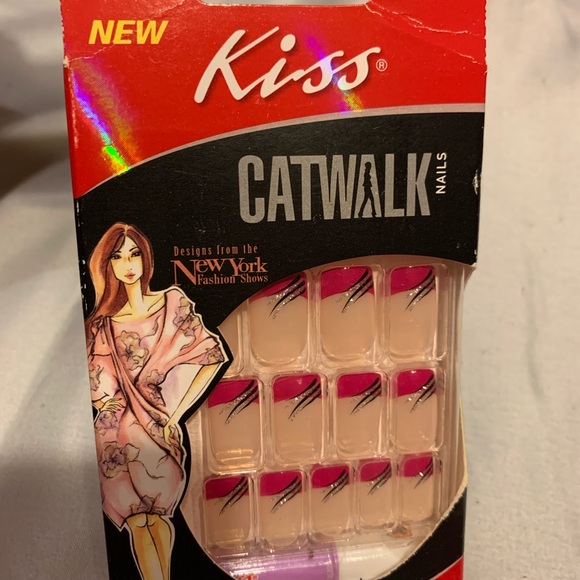 Kiss | Makeup | Kiss Catwalk Nails With Chic Red And Black Design ...